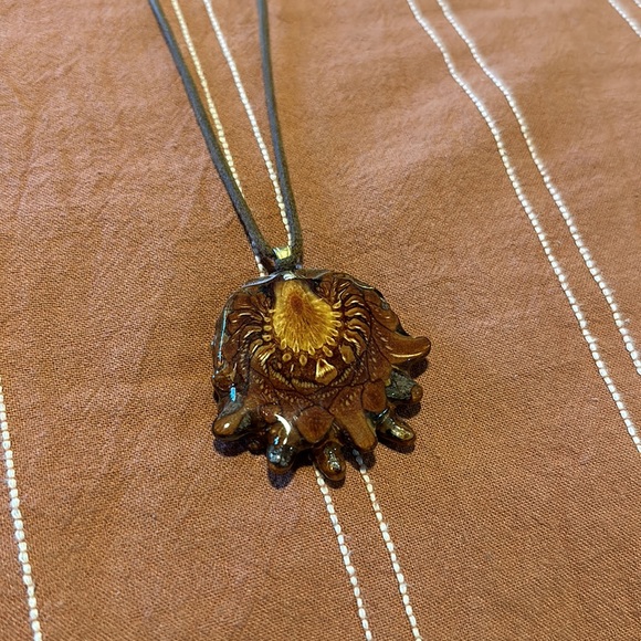 third eye pinecones | Jewelry | Large Third Eye Pinecone Ammolite ...